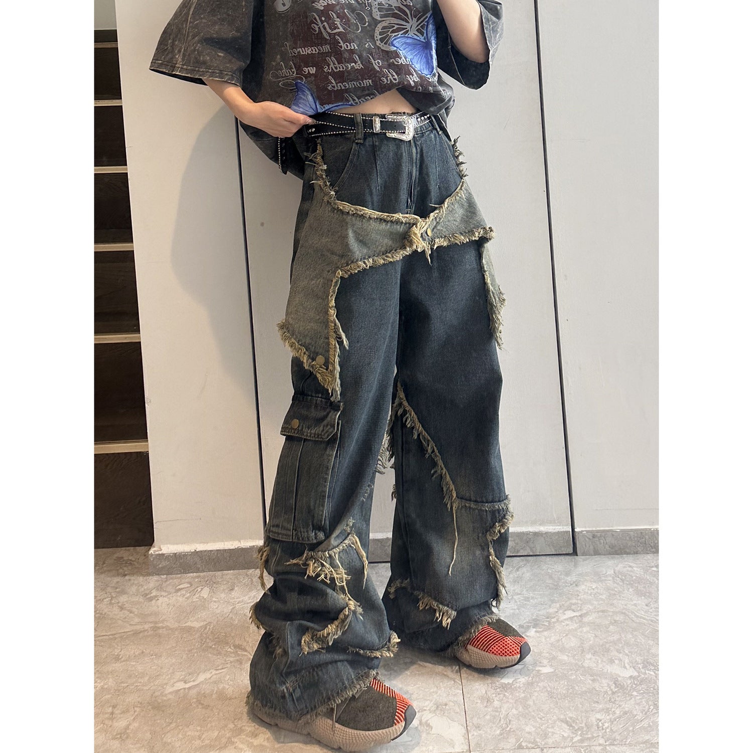 Star Patch Distressed Blue Boyfriend Jeans | fairypeony